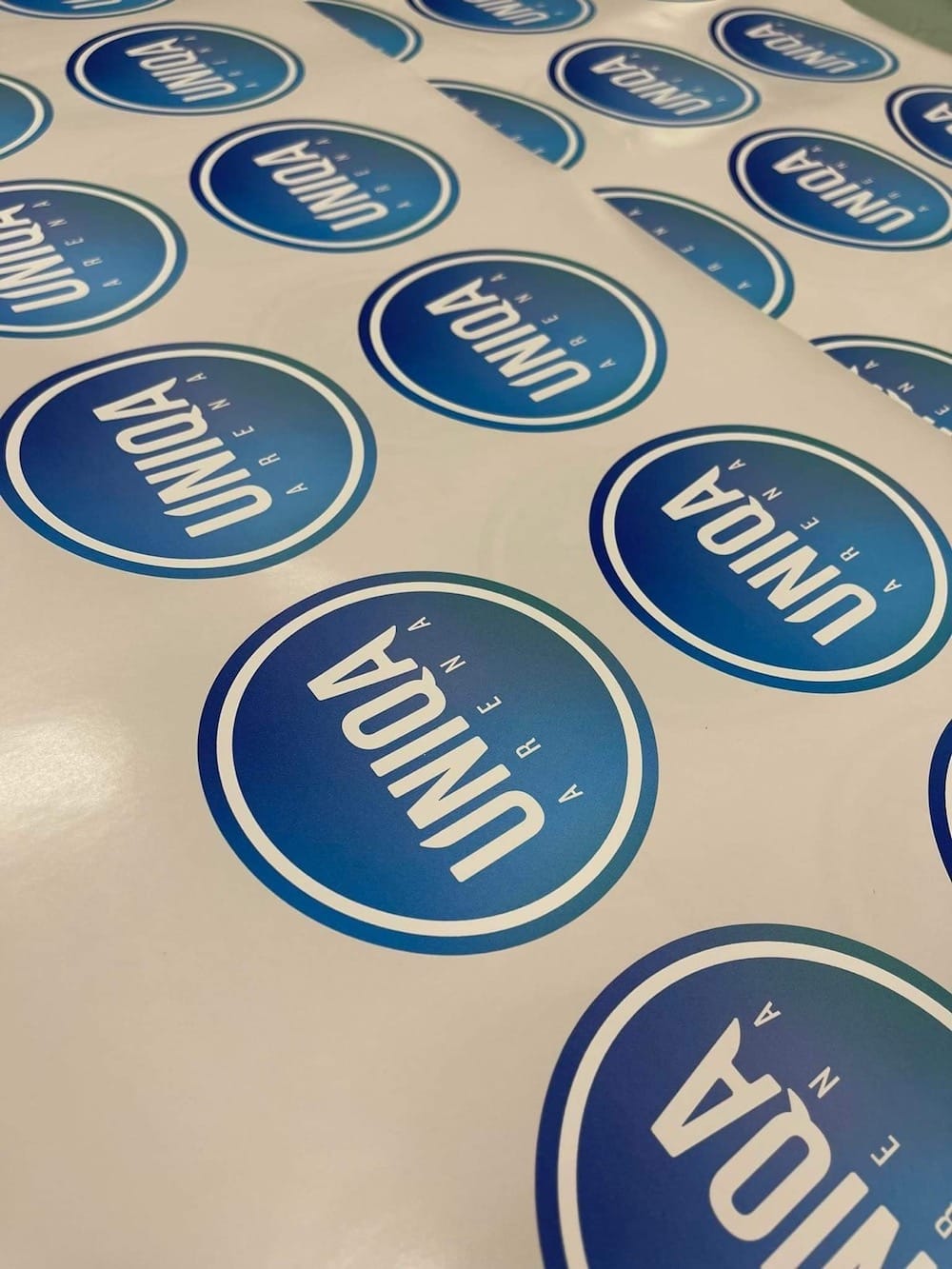 Plačiaformatė Spauda - Tentai, Lipni plėvelė, Plakatai!